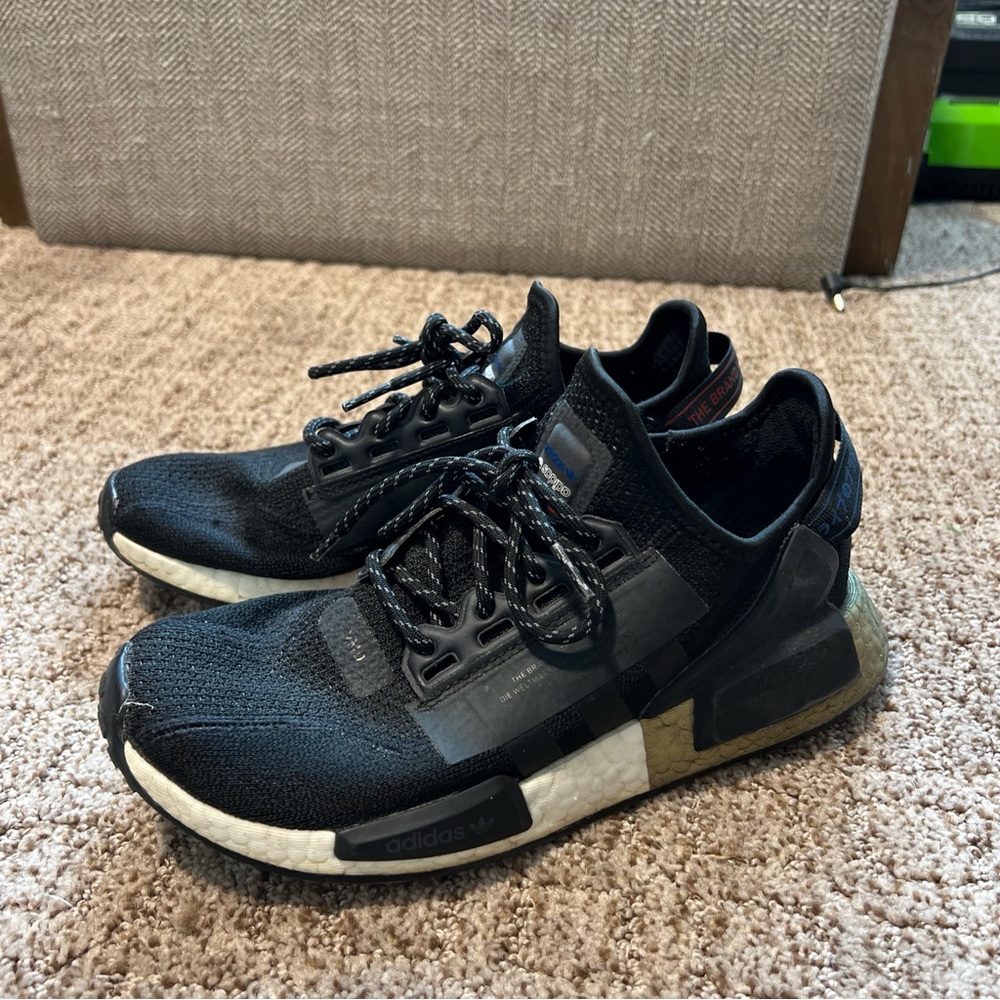 Adidas Nmd R1 V2 Metallic Gold Woman’s Size 6 - Gem